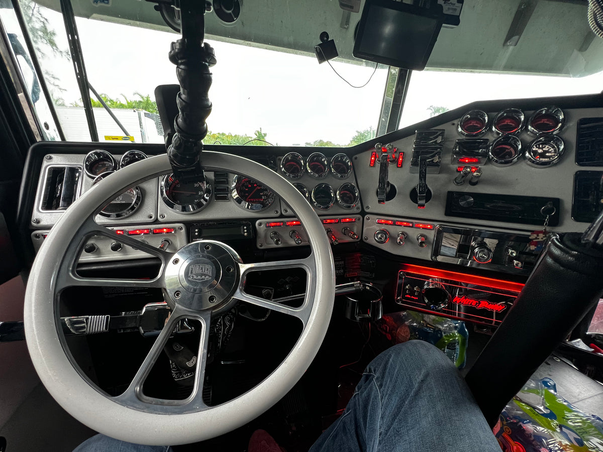 LED EMBLEMS DASH KIT FREIGHTLINER CLASSIC AND FLD120 – american ...